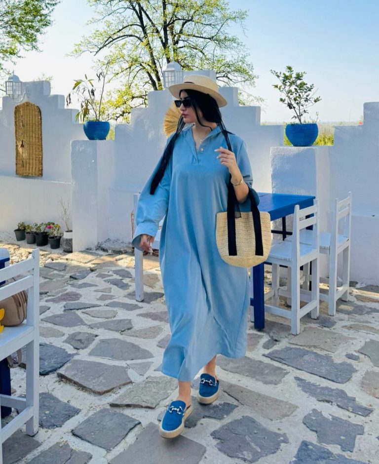 What Should I Wear In Iran? A Guide To Iran Dress Code